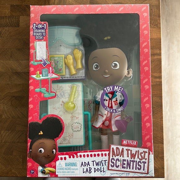 Netflix | Toys | Ada Twist Scientist Lab Doll 2in Drawing Board To Desk ...